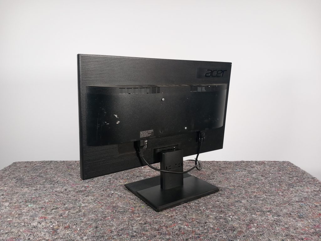 24" Acer V246HL - Revolver AV