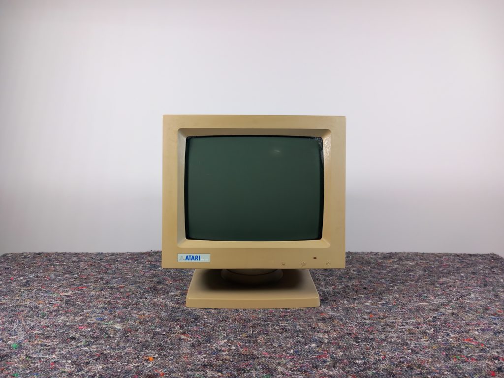 12" Atari Monitor - Revolver AV