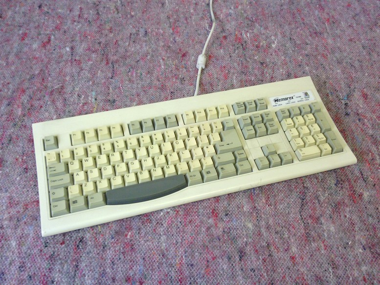 Memorex TS100 keyboard - Revolver AV